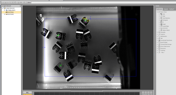 Pick & Place Application with Calibrated Cameras